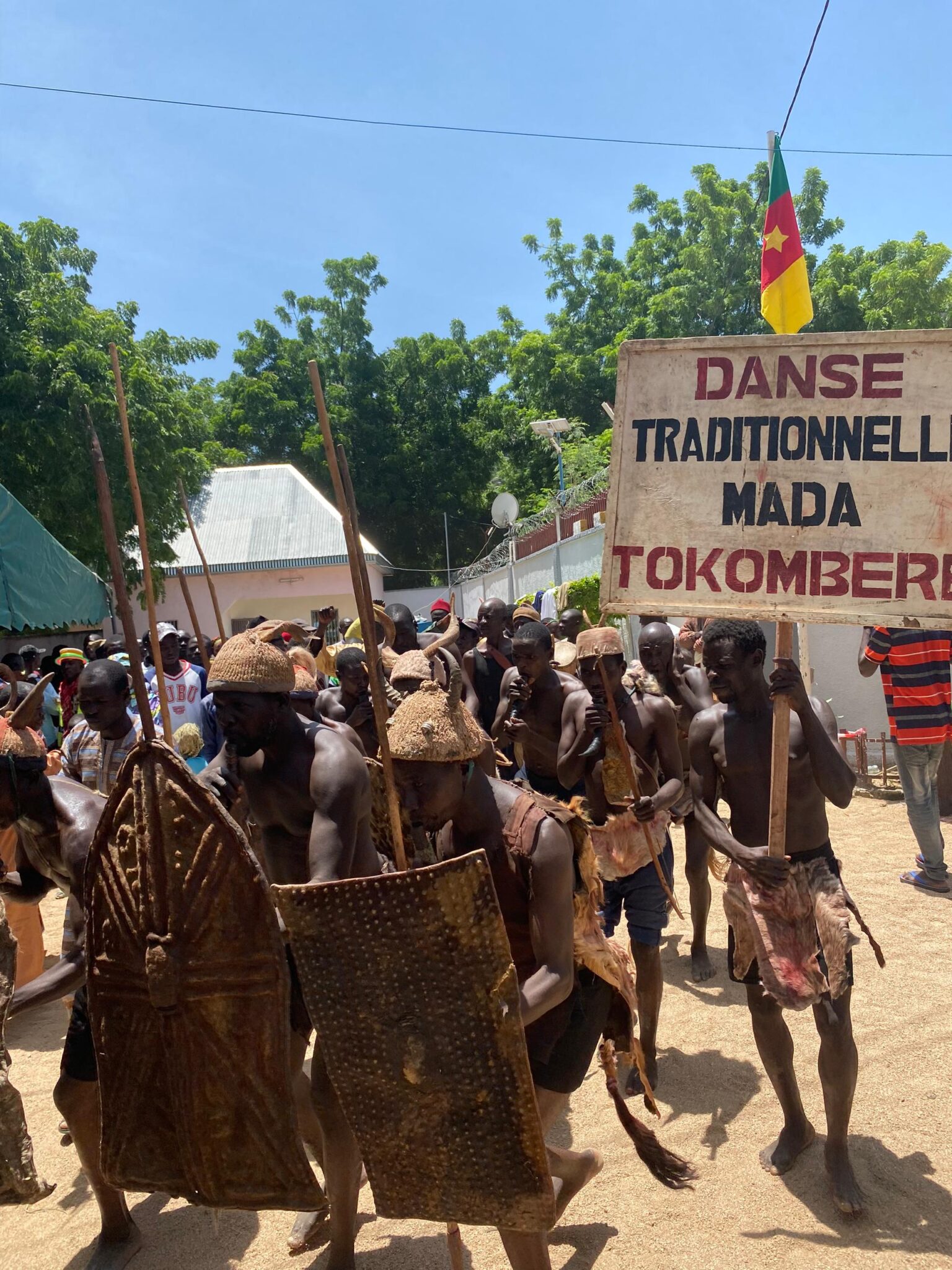 Chef de 1er degré des Mada : Cavayé Yéguié Djibril reçoit les attributs ...